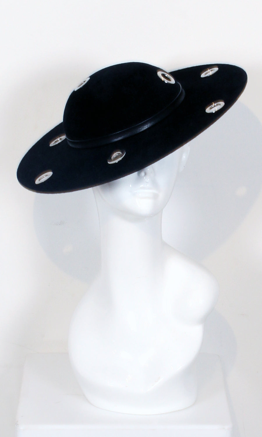 Wide Brim Grommet Hat – Patricia Field